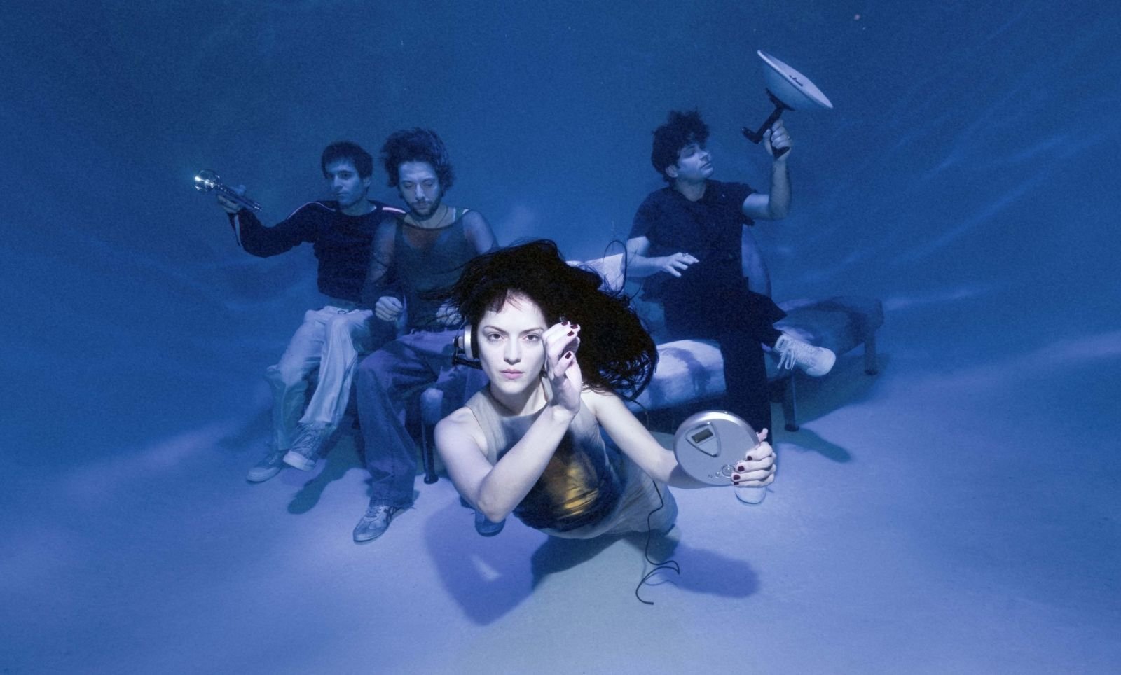 Lolla Notas 2025 | The Marías: El esperado debut en Chile de la banda ...